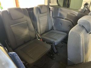 Black Ford tourneo-connect 2016 in Marijampole, with an engine capacity of 1.50 L and mileage of 214 thousand km for 8750 €, photo 25 on AUTOMOTO.COM.LV
