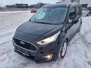 Black Ford tourneo-connect 2019 in Siauliai, with an engine capacity of 1.50 L and mileage of 154 thousand km for 12900 €, photo 4 on AUTOMOTO.COM.LV