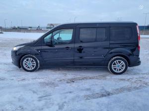 Black Ford tourneo-connect 2019 in Siauliai, with an engine capacity of 1.50 L and mileage of 154 thousand km for 12900 €, photo 6 on AUTOMOTO.COM.LV