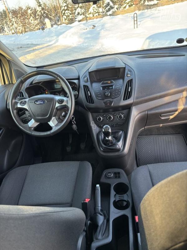 Blue Ford tourneo-connect 2015 in Plunge, with an engine capacity of 1.00 L and mileage of 144 thousand km for 6250 €, photo 11 on AUTOMOTO.COM.LV