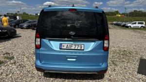 Blue Ford tourneo-connect 2022 in Vilnius, with an engine capacity of 1.97 L and mileage of 256 thousand km for 15600 €, photo 5 on AUTOMOTO.COM.LV