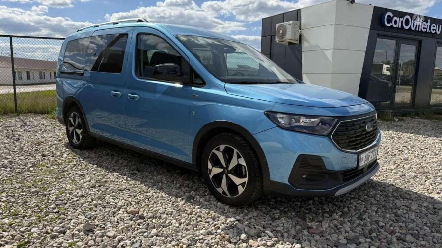 Blue Ford tourneo-connect 2022 in Vilnius, with an engine capacity of 1.97 L and mileage of 256 thousand km for 15600 €, photo 8 on AUTOMOTO.COM.LV