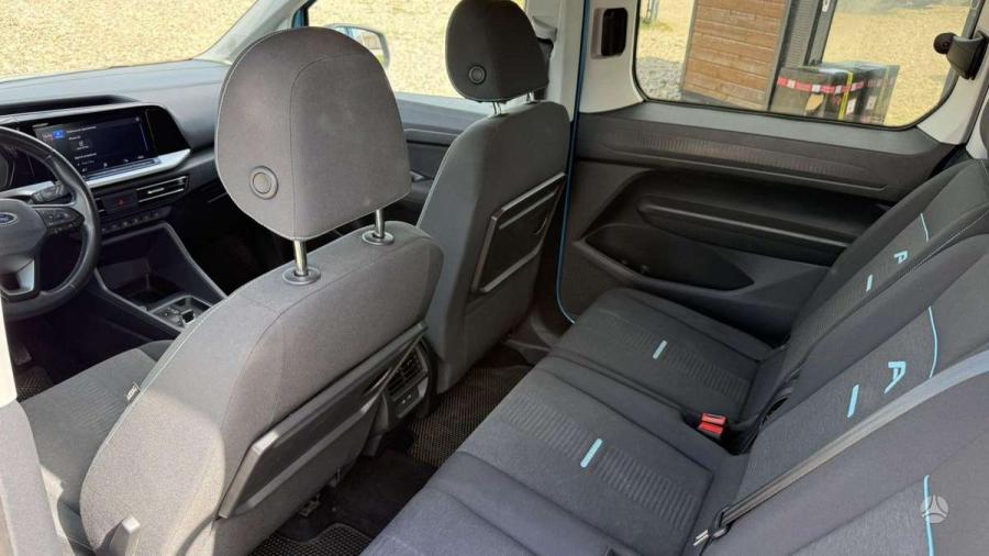 Blue Ford tourneo-connect 2022 in Vilnius, with an engine capacity of 1.97 L and mileage of 256 thousand km for 15600 €, photo 16 on AUTOMOTO.COM.LV