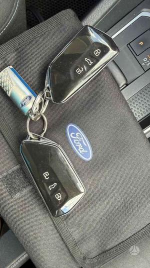Blue Ford tourneo-connect 2022 in Vilnius, with an engine capacity of 1.97 L and mileage of 256 thousand km for 15600 €, photo 26 on AUTOMOTO.COM.LV