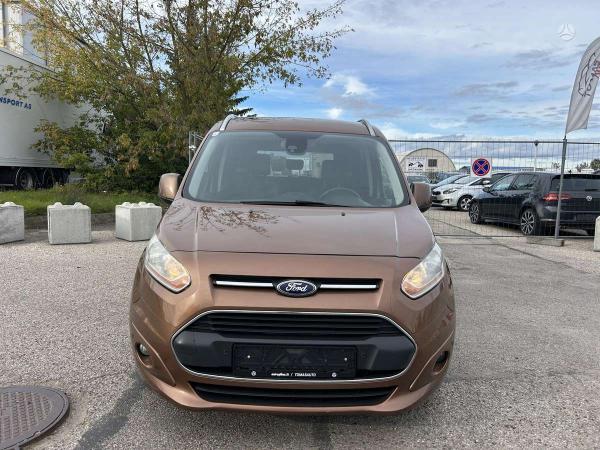 Brown Ford tourneo-connect 2014 in Marijampole, with an engine capacity of 1.56 L and mileage of 288 thousand km for 6999 €, photo 4 on AUTOMOTO.COM.LV