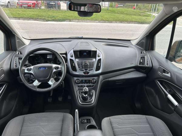 Brown Ford tourneo-connect 2014 in Marijampole, with an engine capacity of 1.56 L and mileage of 288 thousand km for 6999 €, photo 9 on AUTOMOTO.COM.LV