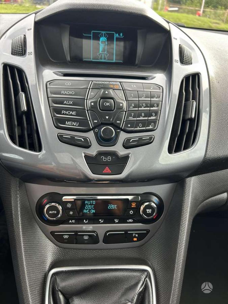 Brūns Ford tourneo-connect 2014 Marijampole, ar dzinēja tilpumu 1.56 L un nobraukumu 288 tūkst. km par 6999 €, foto 13 vietnē AUTOMOTO.COM.LV