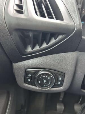 Brūns Ford tourneo-connect 2014 Marijampole, ar dzinēja tilpumu 1.56 L un nobraukumu 288 tūkst. km par 6999 €, foto 15 vietnē AUTOMOTO.COM.LV