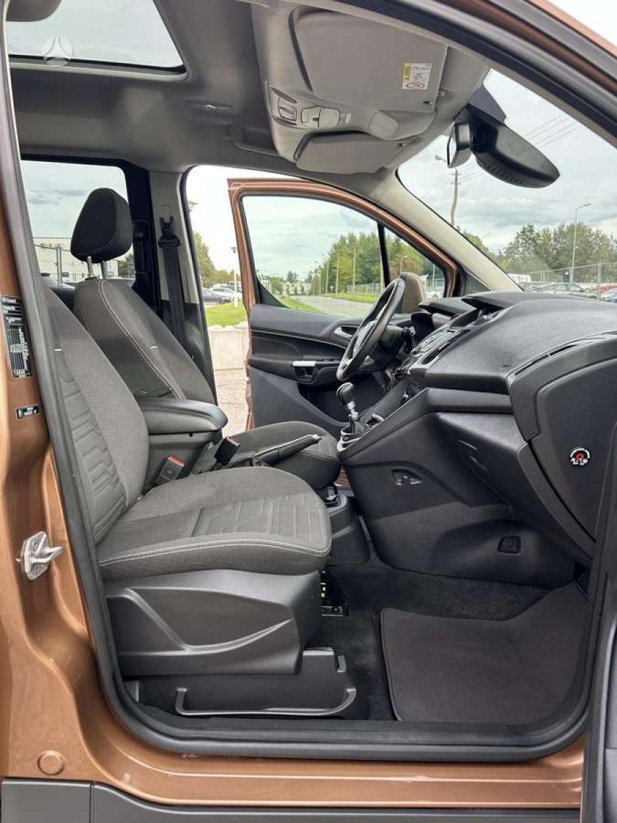 Brūns Ford tourneo-connect 2014 Marijampole, ar dzinēja tilpumu 1.56 L un nobraukumu 288 tūkst. km par 6999 €, foto 19 vietnē AUTOMOTO.COM.LV
