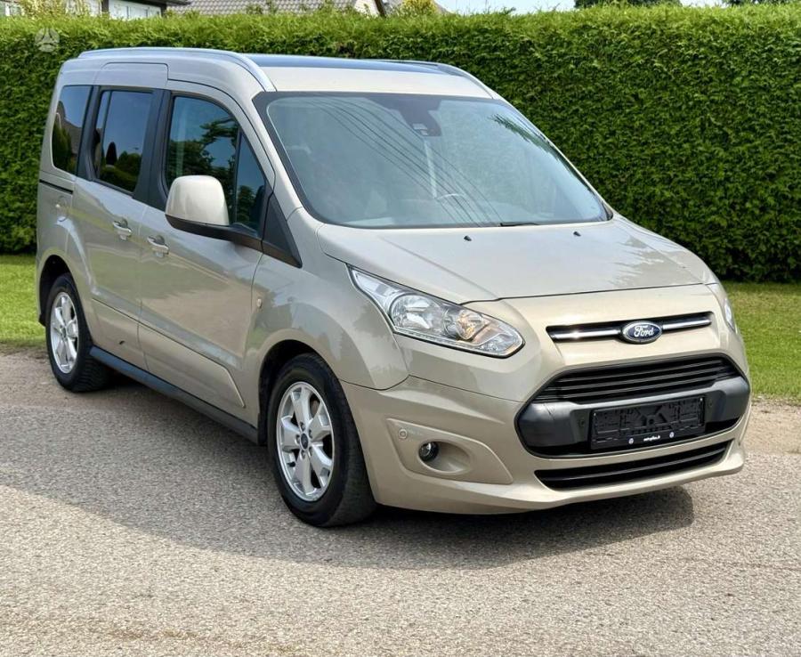 Brown Ford tourneo-connect 2016 in Ukmerge, with an engine capacity of 1.50 L and mileage of 285 thousand km for 6500 €, photo 3 on AUTOMOTO.COM.LV