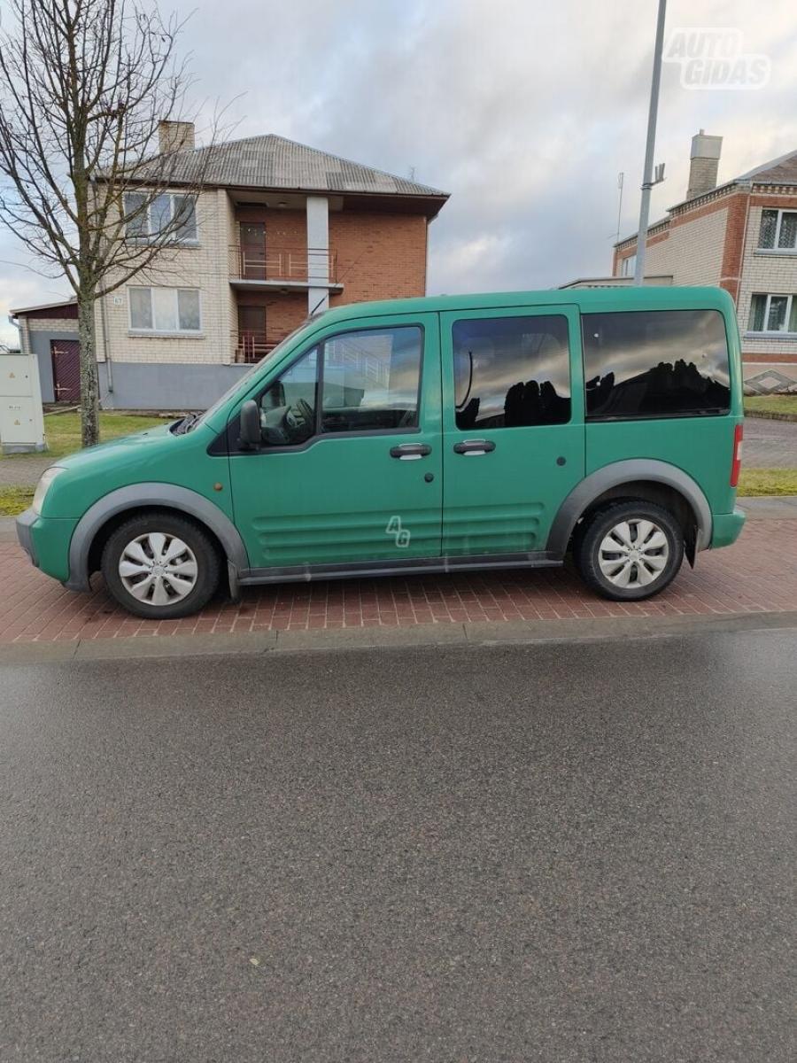 Green Ford tourneo-connect 2006 in Lazdijai, with an engine capacity of 1.80 L and mileage of 267 thousand km for 2500 €, photo 2 on AUTOMOTO.COM.LV
