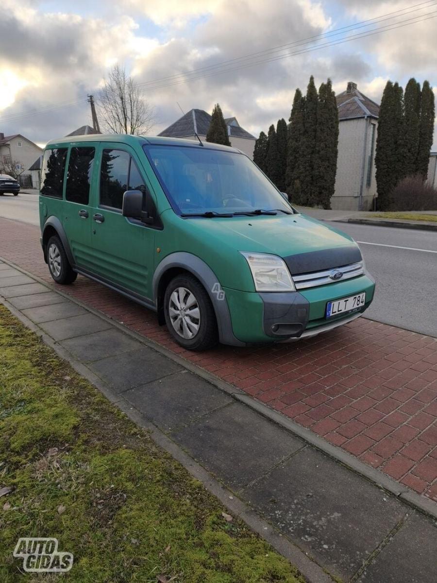 Green Ford tourneo-connect 2006 in Lazdijai, with an engine capacity of 1.80 L and mileage of 267 thousand km for 2500 €, photo 4 on AUTOMOTO.COM.LV