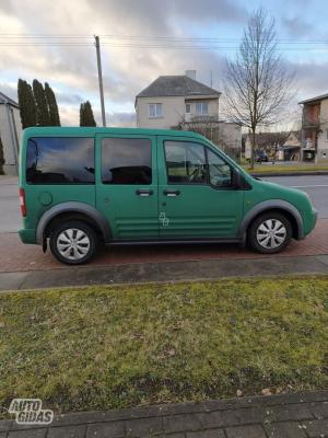 Green Ford tourneo-connect 2006 in Lazdijai, with an engine capacity of 1.80 L and mileage of 267 thousand km for 2500 €, photo 5 on AUTOMOTO.COM.LV