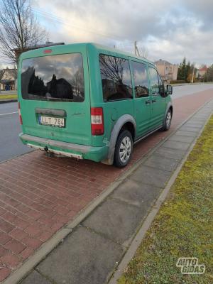 Green Ford tourneo-connect 2006 in Lazdijai, with an engine capacity of 1.80 L and mileage of 267 thousand km for 2500 €, photo 6 on AUTOMOTO.COM.LV