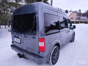 Grey Ford tourneo-connect 2008 in Mazeikiai, with an engine capacity of 1.80 L and mileage of 231 thousand km for 3950 €, photo 6 on AUTOMOTO.COM.LV