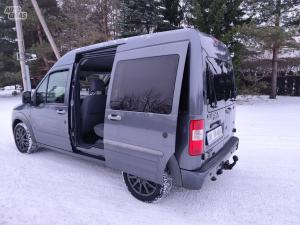 Grey Ford tourneo-connect 2008 in Mazeikiai, with an engine capacity of 1.80 L and mileage of 231 thousand km for 3950 €, photo 7 on AUTOMOTO.COM.LV