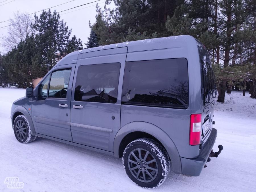 Grey Ford tourneo-connect 2008 in Mazeikiai, with an engine capacity of 1.80 L and mileage of 231 thousand km for 3950 €, photo 25 on AUTOMOTO.COM.LV