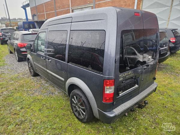 Grey Ford tourneo-connect 2009 in Mazeikiai, with an engine capacity of 1.80 L and mileage of 198 thousand km for 3650 €, photo 2 on AUTOMOTO.COM.LV