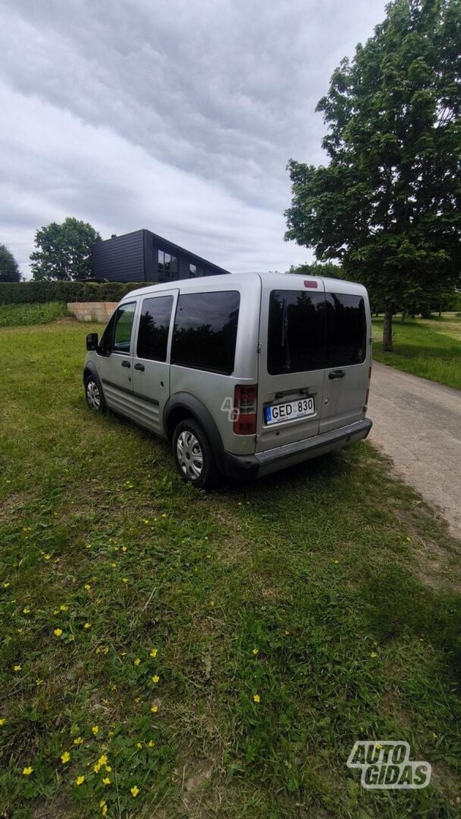 Grey Ford tourneo-connect 2005 in Kaunas, with an engine capacity of 1.80 L and mileage of 239 thousand km for 1050 €, photo 3 on AUTOMOTO.COM.LV