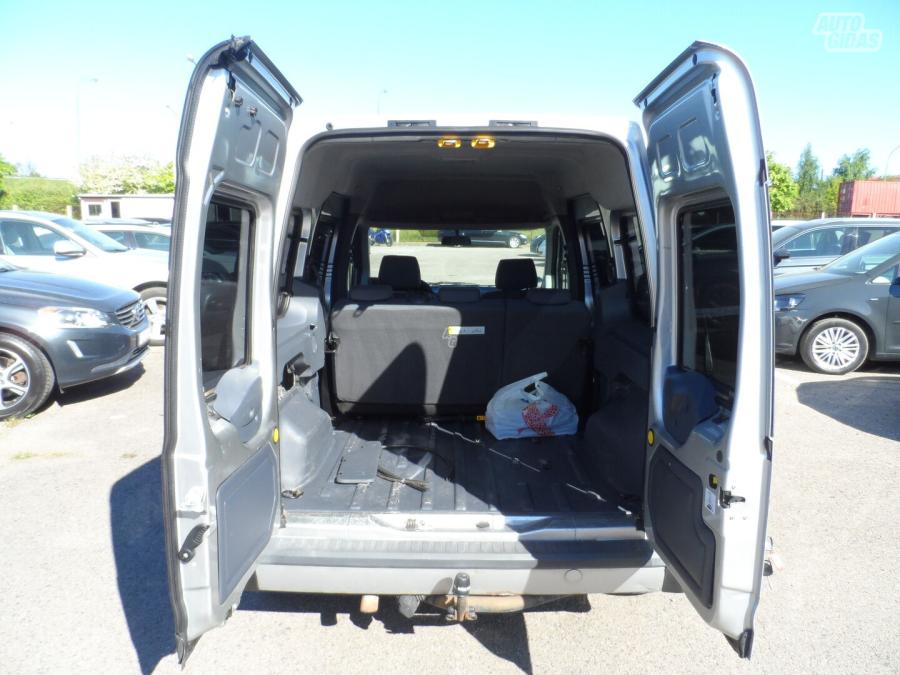 Pelēks Ford tourneo-connect 2008 Klaipėda, ar dzinēja tilpumu 1.70 L un nobraukumu 240 tūkst. km par 2990 €, foto 17 vietnē AUTOMOTO.COM.LV