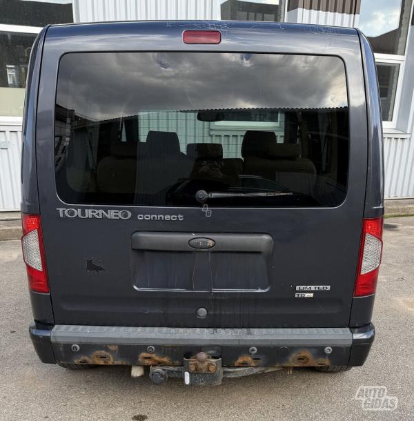 Ford tourneo-connect 2010 Šauļi vietnē Pelēks Ford tourneo-connect 2010 Šauļi, ar dzinēja tilpumu 1.80 L un nobraukumu 224 tūkst. km par 999 €, foto 5 vietnē AUTOMOTO.COM.LV