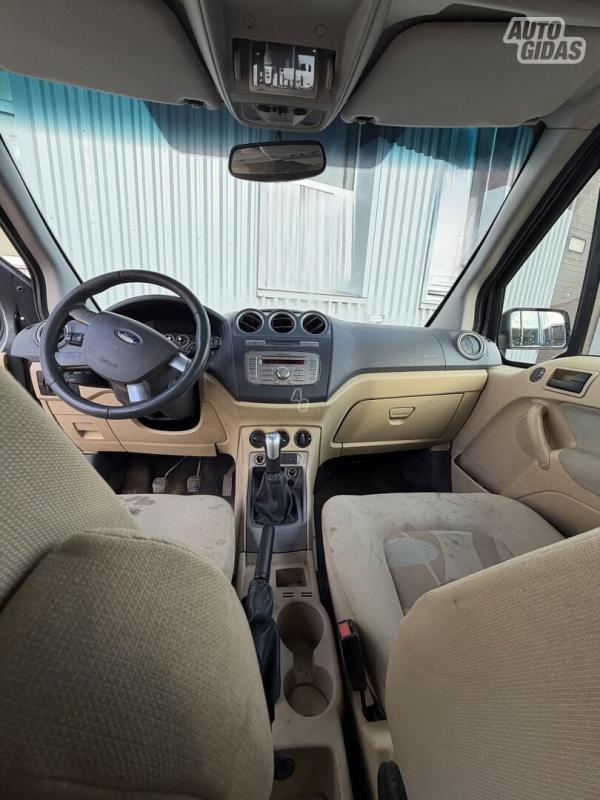 Ford tourneo-connect 2010 Šauļi vietnē Pelēks Ford tourneo-connect 2010 Šauļi, ar dzinēja tilpumu 1.80 L un nobraukumu 224 tūkst. km par 999 €, foto 7 vietnē AUTOMOTO.COM.LV