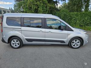 Grey Ford tourneo-connect 2014 in Prienai, with an engine capacity of 1.60 L and mileage of 263 thousand km for 6650 €, photo 8 on AUTOMOTO.COM.LV