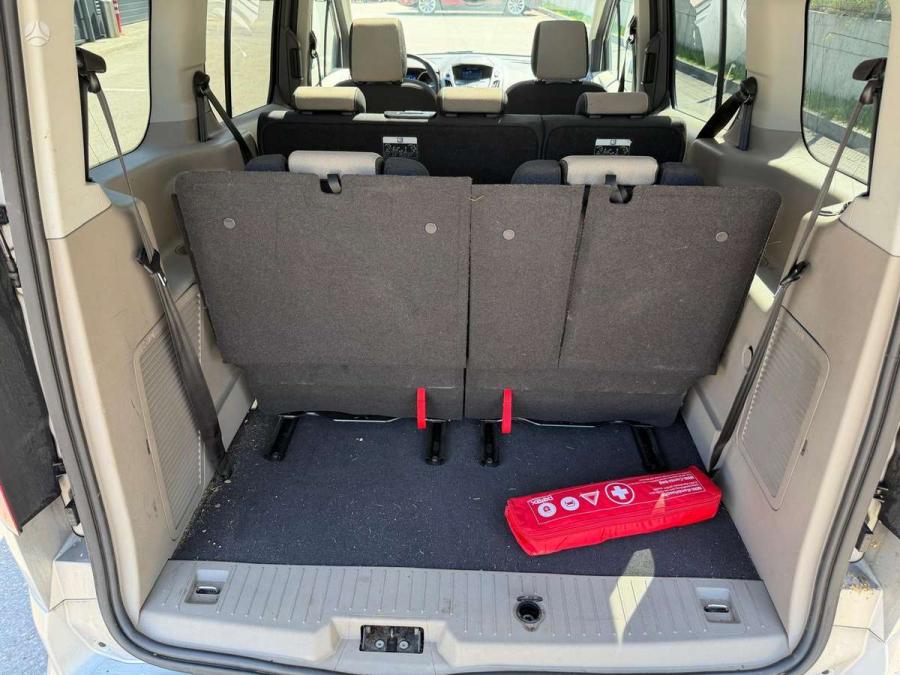 Pelēks Ford tourneo-connect 2014 Raseiniai, ar dzinēja tilpumu 1.56 L un nobraukumu 82 tūkst. km par 10500 €, foto 18 vietnē AUTOMOTO.COM.LV