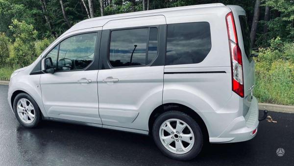 Grey Ford tourneo-connect 2014 in Kaunas, with an engine capacity of 1.56 L and mileage of 265 thousand km for 6300 €, photo 3 on AUTOMOTO.COM.LV
