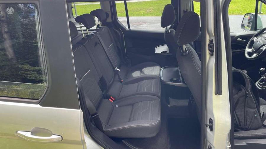 Pelēks Ford tourneo-connect 2014 Kauņa, ar dzinēja tilpumu 1.56 L un nobraukumu 265 tūkst. km par 6300 €, foto 9 vietnē AUTOMOTO.COM.LV