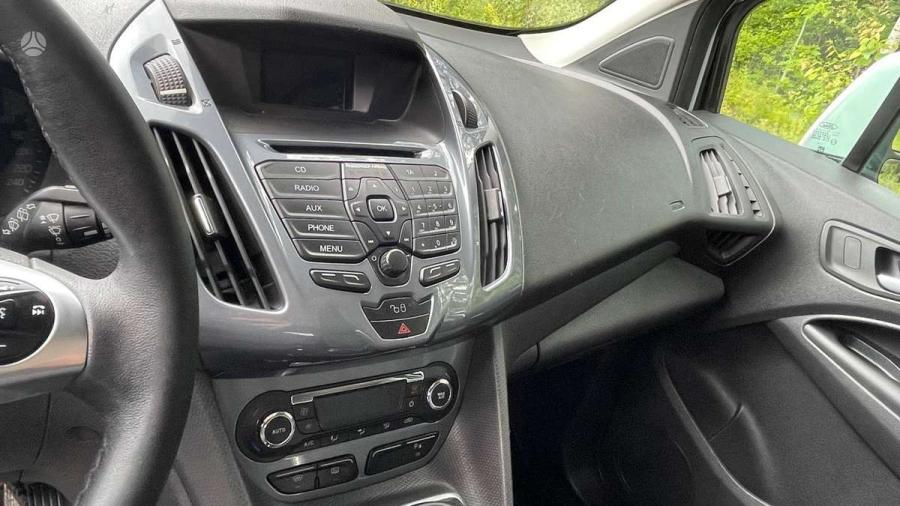 Pelēks Ford tourneo-connect 2014 Kauņa, ar dzinēja tilpumu 1.56 L un nobraukumu 265 tūkst. km par 6300 €, foto 12 vietnē AUTOMOTO.COM.LV