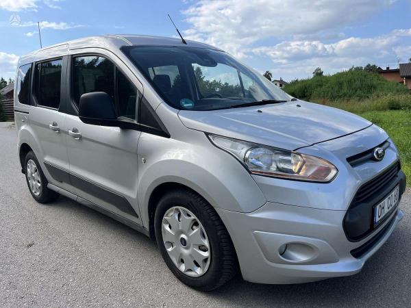 Grey Ford tourneo-connect 2014 in Plunge, with an engine capacity of 1.56 L and mileage of 156 thousand km for 6500 €, photo 2 on AUTOMOTO.COM.LV