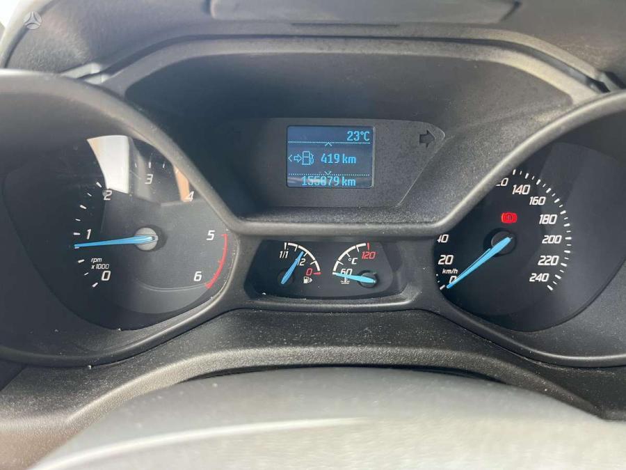 Grey Ford tourneo-connect 2014 in Plunge, with an engine capacity of 1.56 L and mileage of 156 thousand km for 6500 €, photo 17 on AUTOMOTO.COM.LV