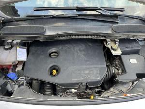 Grey Ford tourneo-connect 2014 in Plunge, with an engine capacity of 1.56 L and mileage of 156 thousand km for 6500 €, photo 19 on AUTOMOTO.COM.LV
