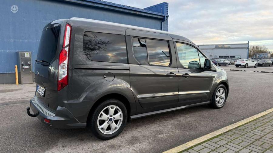 Pelēks Ford tourneo-connect 2015 Marijampole, ar dzinēja tilpumu 1.50 L un nobraukumu 220 tūkst. km par 9400 €, foto 8 vietnē AUTOMOTO.COM.LV