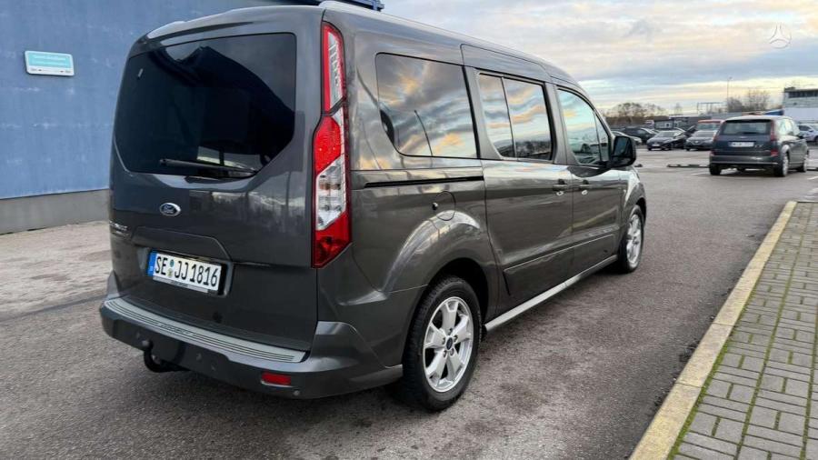 Pelēks Ford tourneo-connect 2015 Marijampole, ar dzinēja tilpumu 1.50 L un nobraukumu 220 tūkst. km par 9400 €, foto 9 vietnē AUTOMOTO.COM.LV