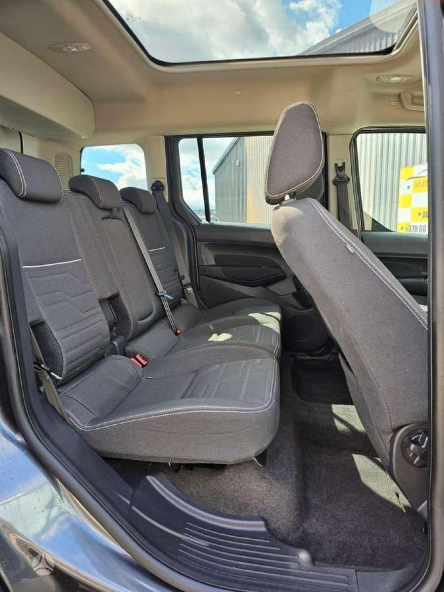 Pelēks Ford tourneo-connect 2015 Šauļi, ar dzinēja tilpumu 1.00 L un nobraukumu 195 tūkst. km par 5750 €, foto 16 vietnē AUTOMOTO.COM.LV
