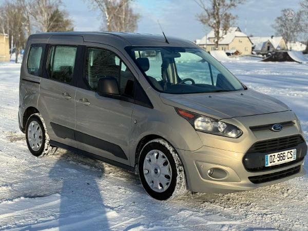 Pelēks Ford tourneo-connect 2016 Tauragė, ar dzinēja tilpumu 1.00 L un nobraukumu 116 tūkst. km par 4900 €, foto 3 vietnē AUTOMOTO.COM.LV