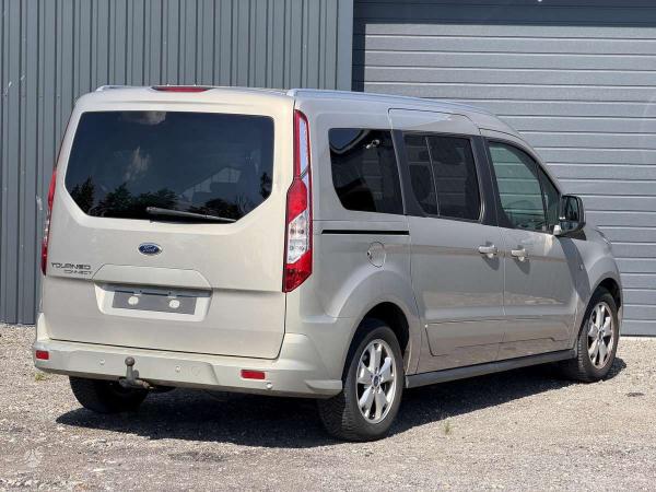 Pelēks Ford tourneo-connect 2016 Kauņa, ar dzinēja tilpumu 1.50 L un nobraukumu 369 tūkst. km par 3200 €, foto 7 vietnē AUTOMOTO.COM.LV
