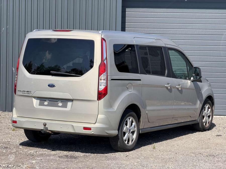 Pelēks Ford tourneo-connect 2016 Kauņa, ar dzinēja tilpumu 1.50 L un nobraukumu 369 tūkst. km par 3200 €, foto 8 vietnē AUTOMOTO.COM.LV