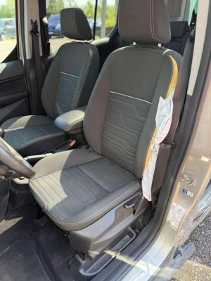 Pelēks Ford tourneo-connect 2016 Kauņa, ar dzinēja tilpumu 1.50 L un nobraukumu 369 tūkst. km par 3200 €, foto 11 vietnē AUTOMOTO.COM.LV