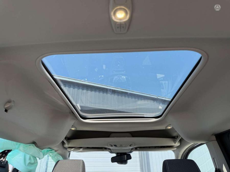 Pelēks Ford tourneo-connect 2016 Kauņa, ar dzinēja tilpumu 1.50 L un nobraukumu 369 tūkst. km par 3200 €, foto 14 vietnē AUTOMOTO.COM.LV