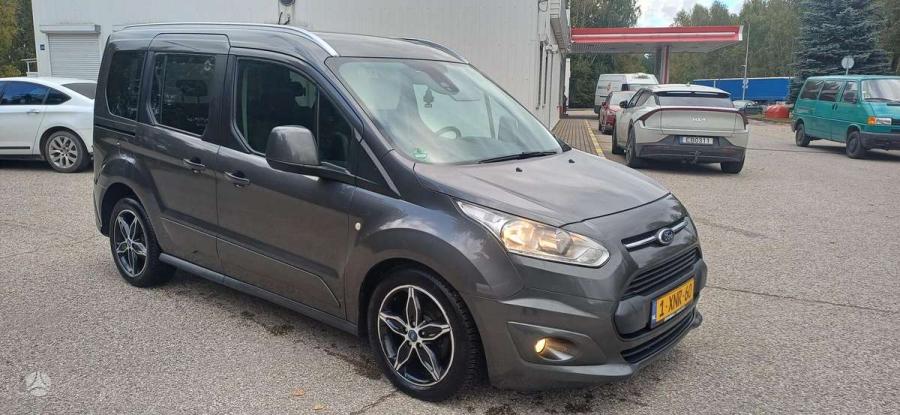 Pelēks Ford tourneo-connect 2016 Kauņa, ar dzinēja tilpumu 1.56 L un nobraukumu 285 tūkst. km par 6600 €, foto 4 vietnē AUTOMOTO.COM.LV