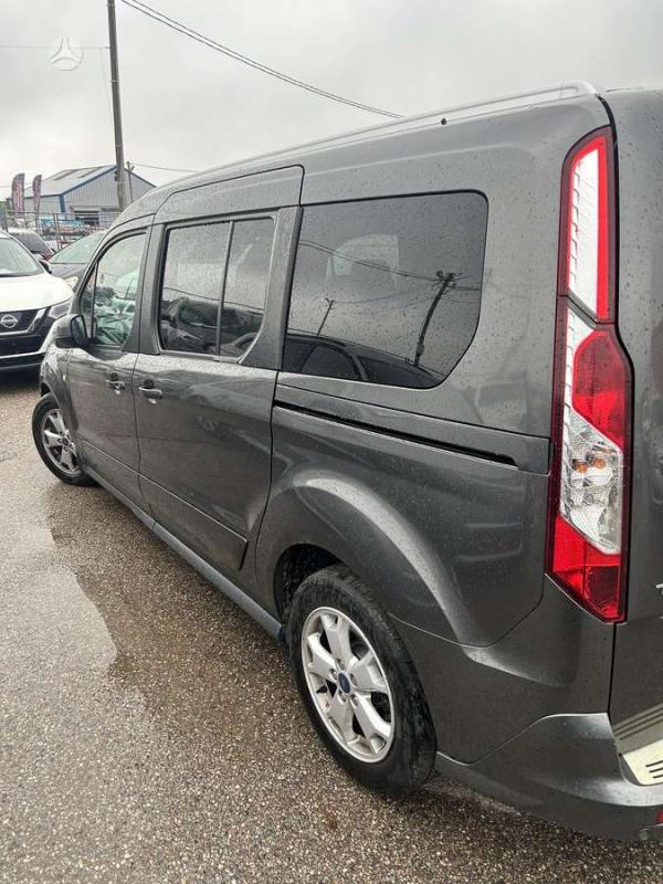 Pelēks Ford tourneo-connect 2017 Kauņa, ar dzinēja tilpumu 1.50 L un nobraukumu 242 tūkst. km par 7990 €, foto 4 vietnē AUTOMOTO.COM.LV