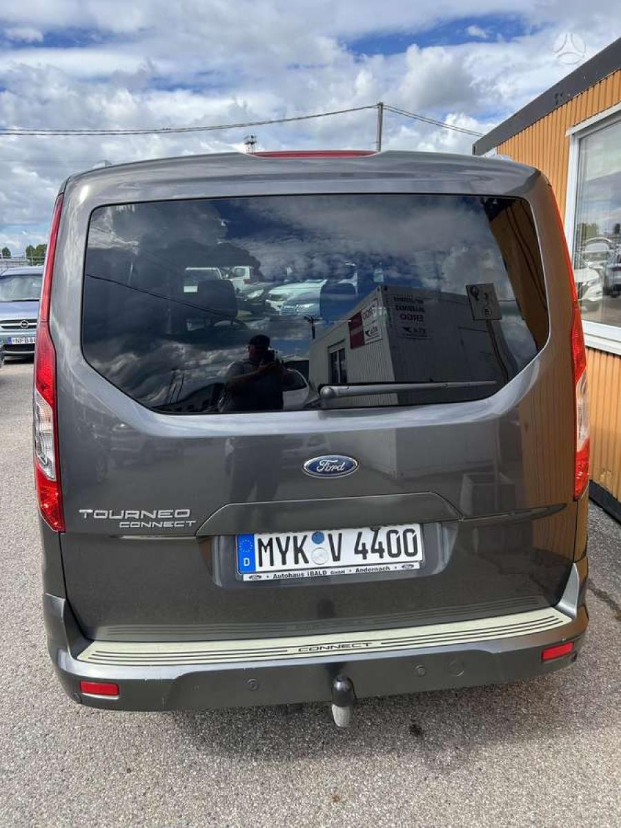 Pelēks Ford tourneo-connect 2017 Kauņa, ar dzinēja tilpumu 1.50 L un nobraukumu 242 tūkst. km par 7990 €, foto 6 vietnē AUTOMOTO.COM.LV