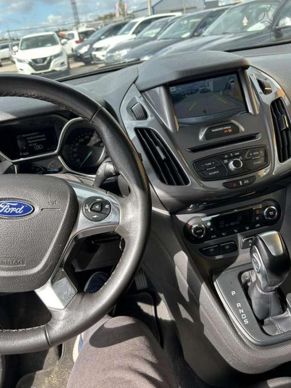 Pelēks Ford tourneo-connect 2017 Kauņa, ar dzinēja tilpumu 1.50 L un nobraukumu 242 tūkst. km par 7990 €, foto 8 vietnē AUTOMOTO.COM.LV