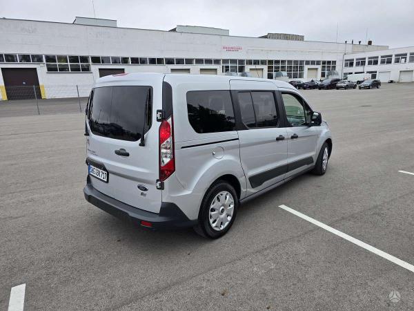 Pelēks Ford tourneo-connect 2017 Marijampole, ar dzinēja tilpumu 1.50 L un nobraukumu 260 tūkst. km par 6500 €, foto 5 vietnē AUTOMOTO.COM.LV