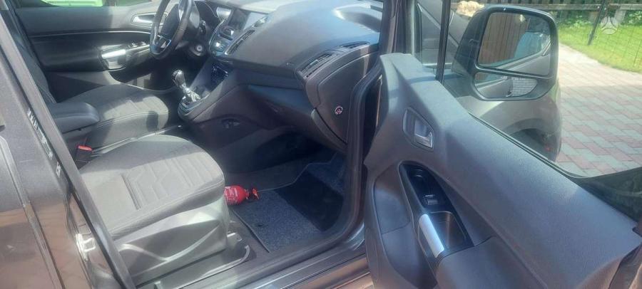Pelēks Ford tourneo-connect 2018 Kauņa, ar dzinēja tilpumu 1.50 L un nobraukumu 57 tūkst. km par 11350 €, foto 9 vietnē AUTOMOTO.COM.LV
