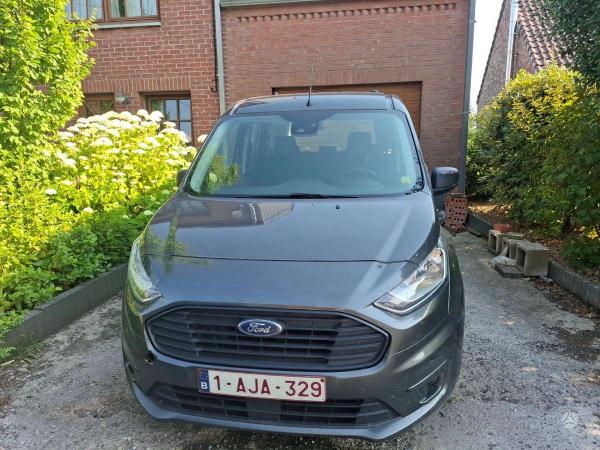 Grey Ford tourneo-connect 2019 in Kaunas, with an engine capacity of 1.00 L and mileage of 175 thousand km for 3650 €, photo 1 on AUTOMOTO.COM.LV