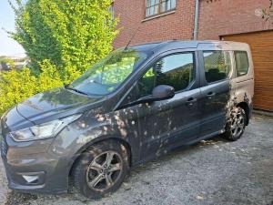 Grey Ford tourneo-connect 2019 in Kaunas, with an engine capacity of 1.00 L and mileage of 175 thousand km for 3650 €, photo 3 on AUTOMOTO.COM.LV